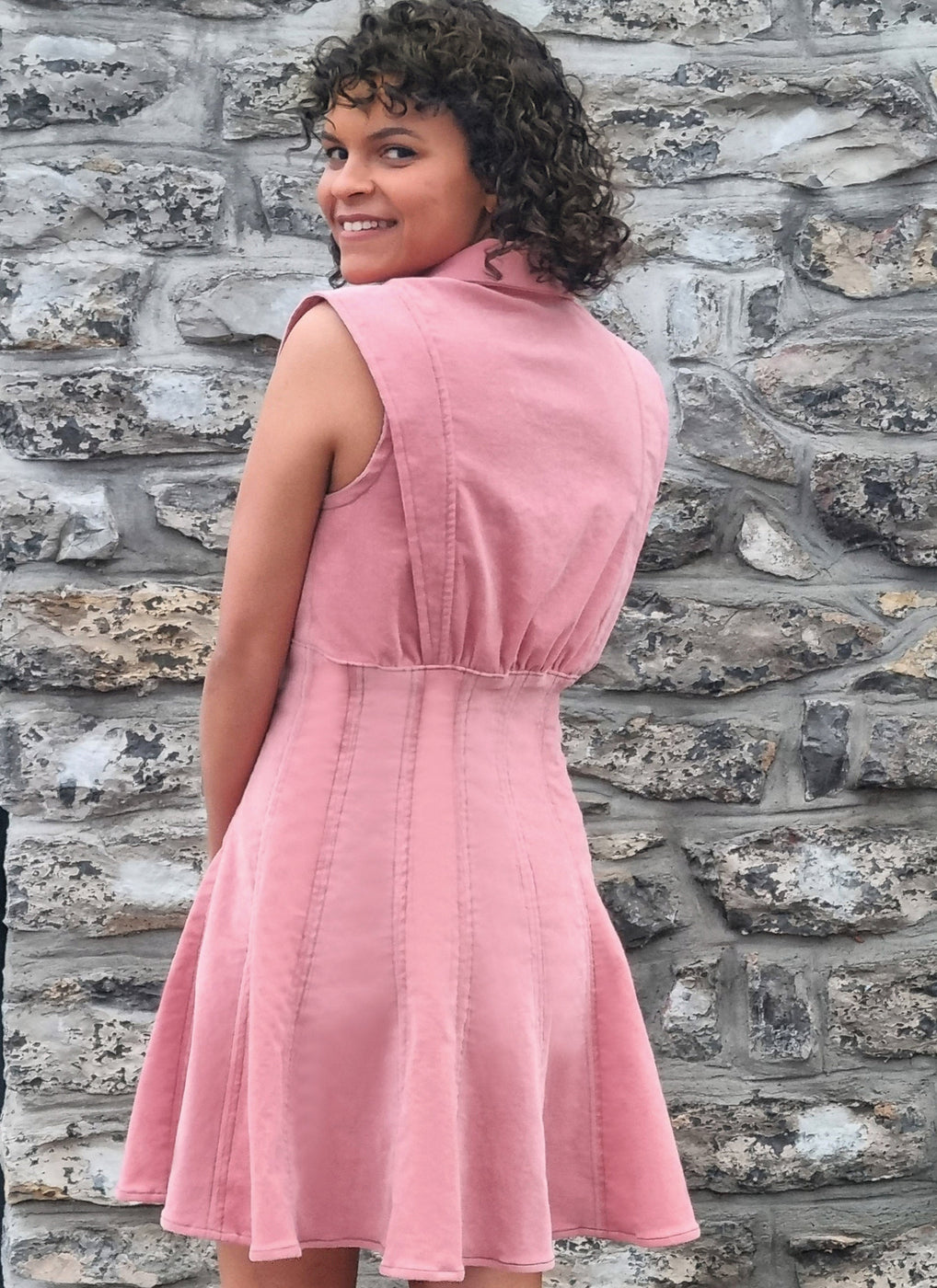 Know Me 2031 Misses' Dresses Sewing Pattern from Jaycotts — jaycotts.co ...