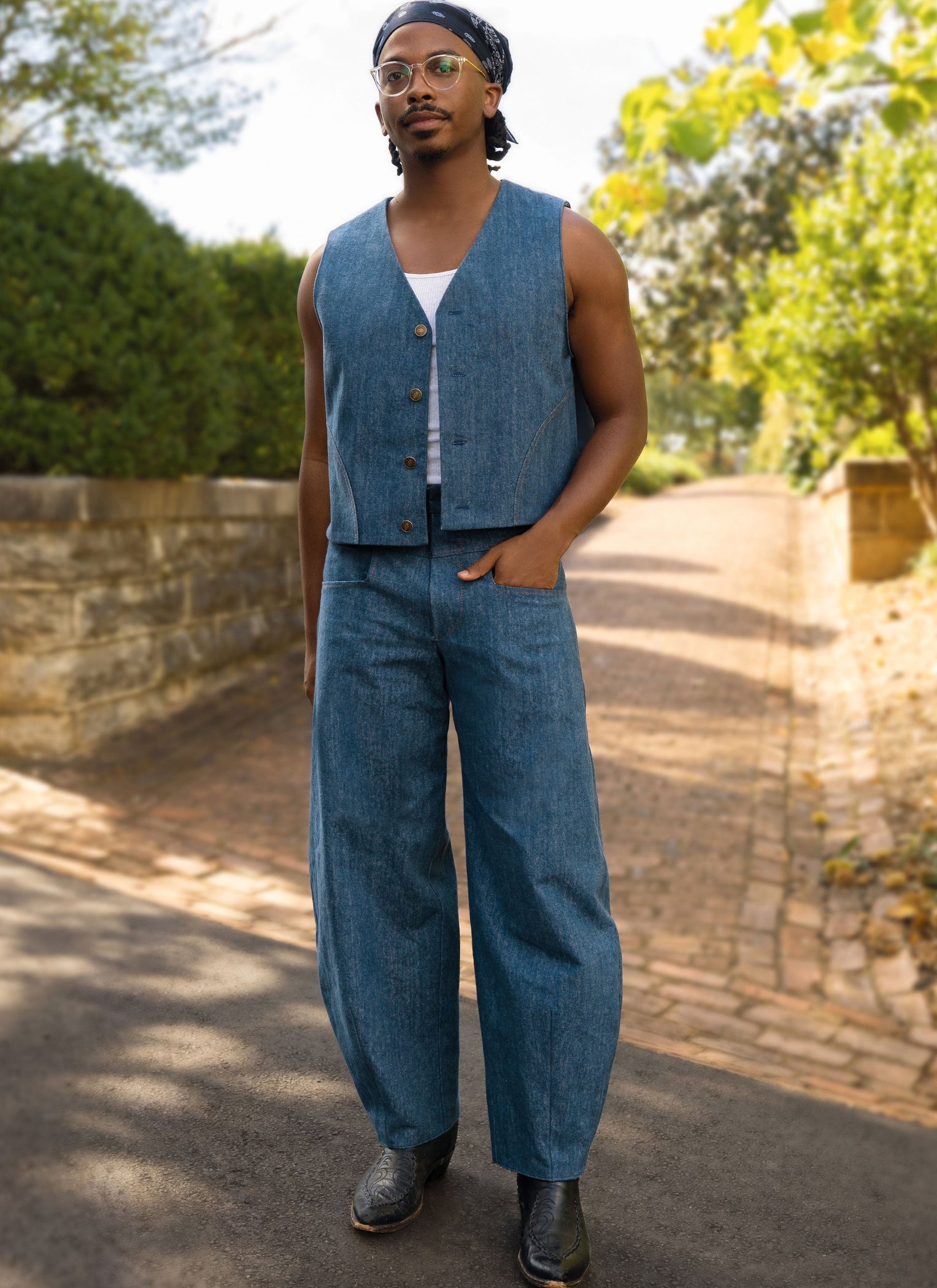 Know Me sewing pattern 2109 Men's Vest and Pants by Happily Dressed — jaycotts.co.uk - Sewing ...