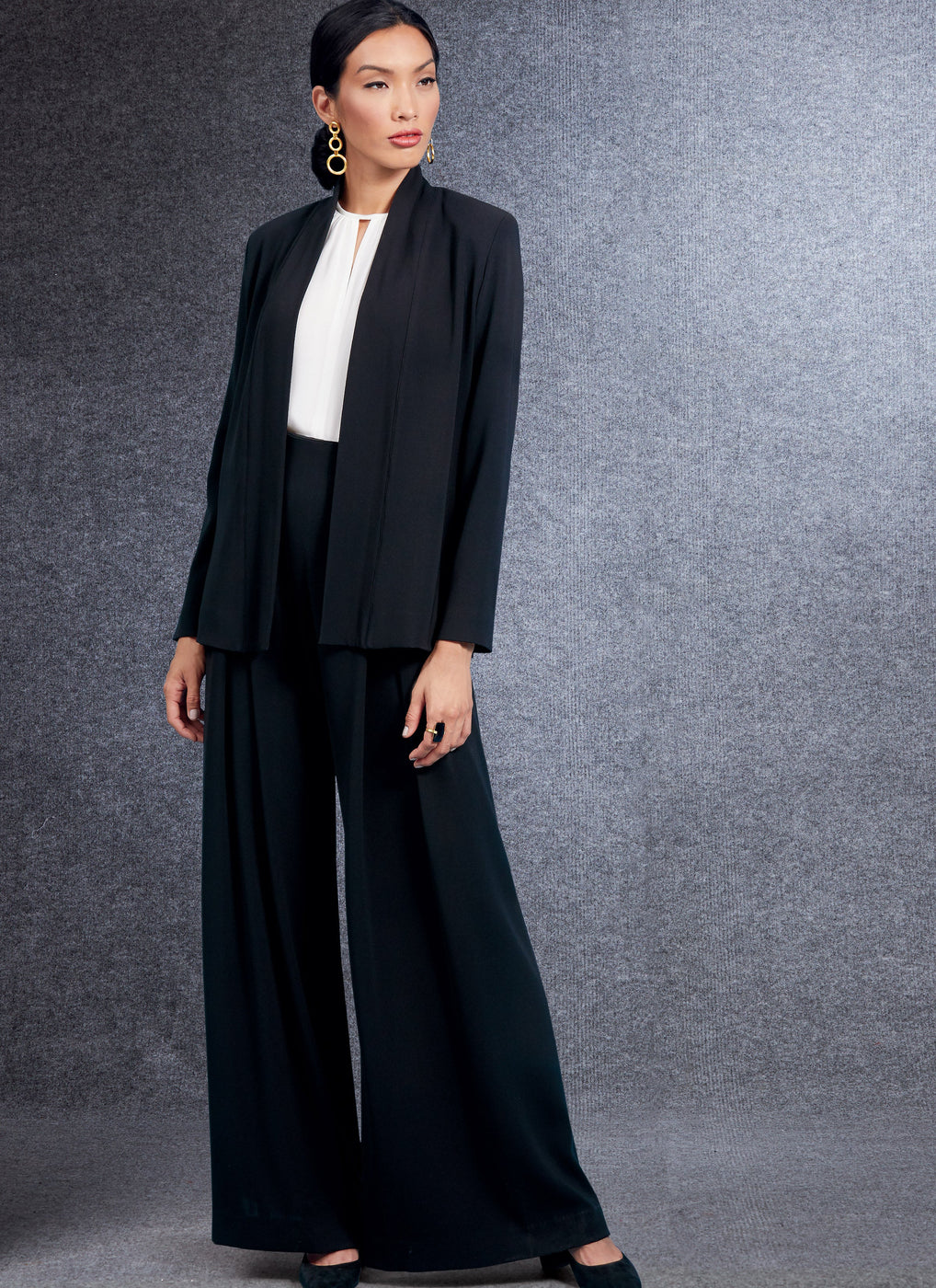 Vogue Pattern 1620 Misses' Jacket, Top and Pants — jaycotts.co.uk ...