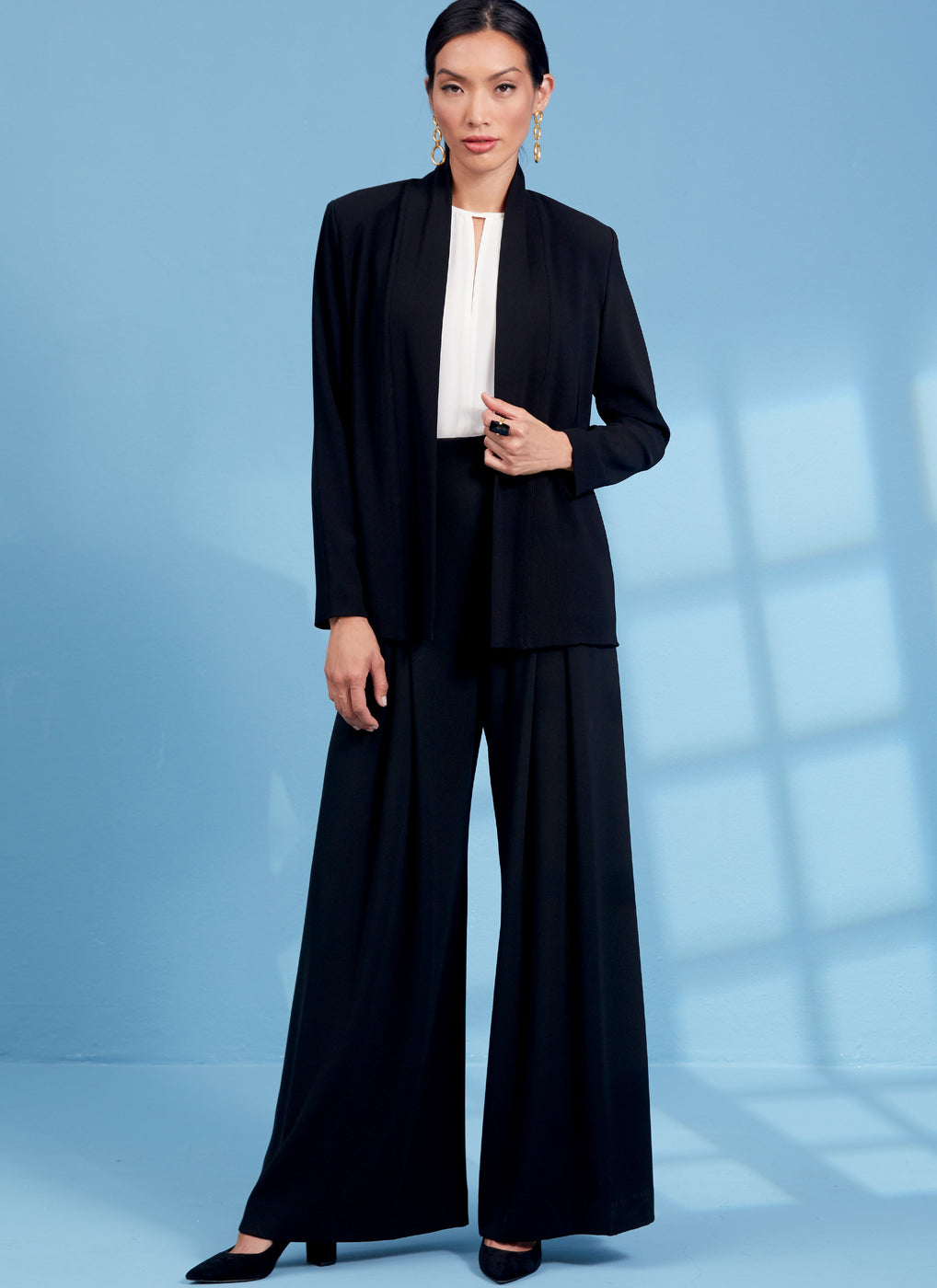 Vogue Pattern 1620 Misses' Jacket, Top and Pants — jaycotts.co.uk ...