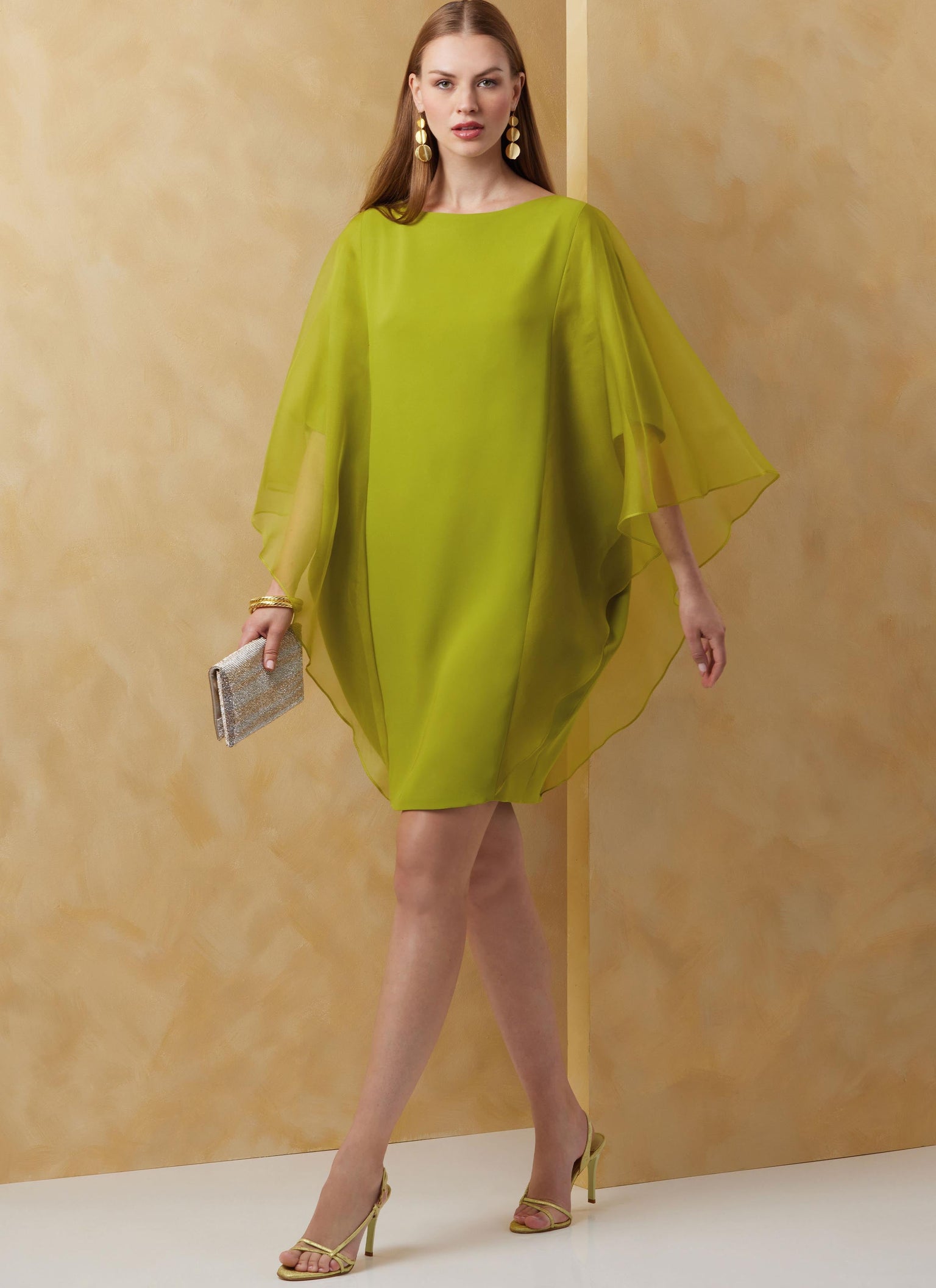 Vogue Sewing Patterns with quick delivery — jaycotts.co.uk - Sewing ...