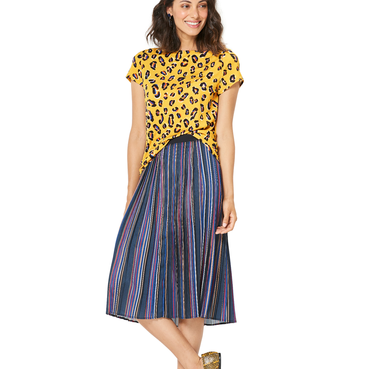 Burda 6328 Top with Boat Neckline Sewing Pattern — jaycotts.co.uk ...