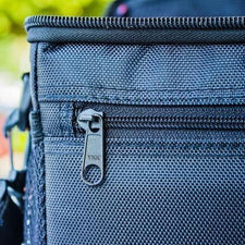 YKK Zip for bags colour 560 Navy — jaycotts.co.uk - Sewing Supplies