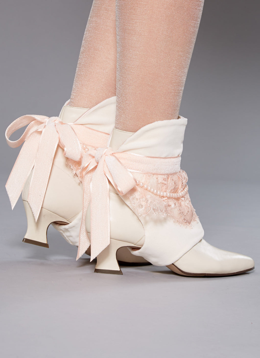 McCall's Sewing Pattern 7706 Misses' Spats — jaycotts.co.uk - Sewing ...