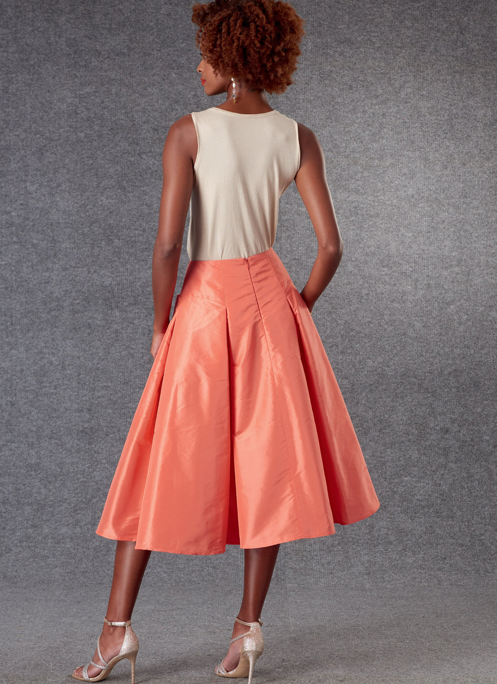 Vogue V1813 Misses' Skirts sewing pattern — jaycotts.co.uk - Sewing ...
