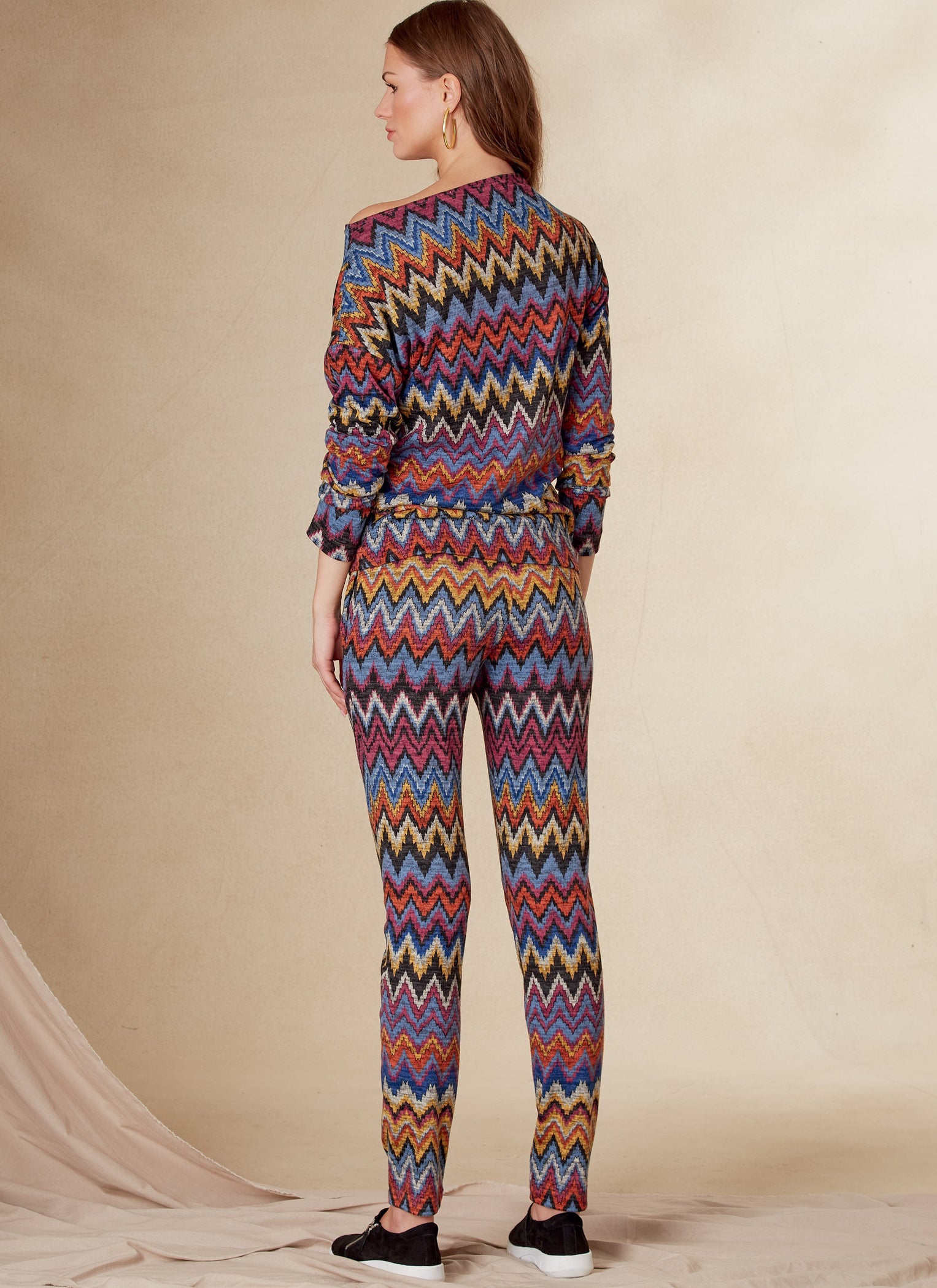 Vogue V1835 Misses' Tops, Pants and Slippers sewing pattern — jaycotts ...