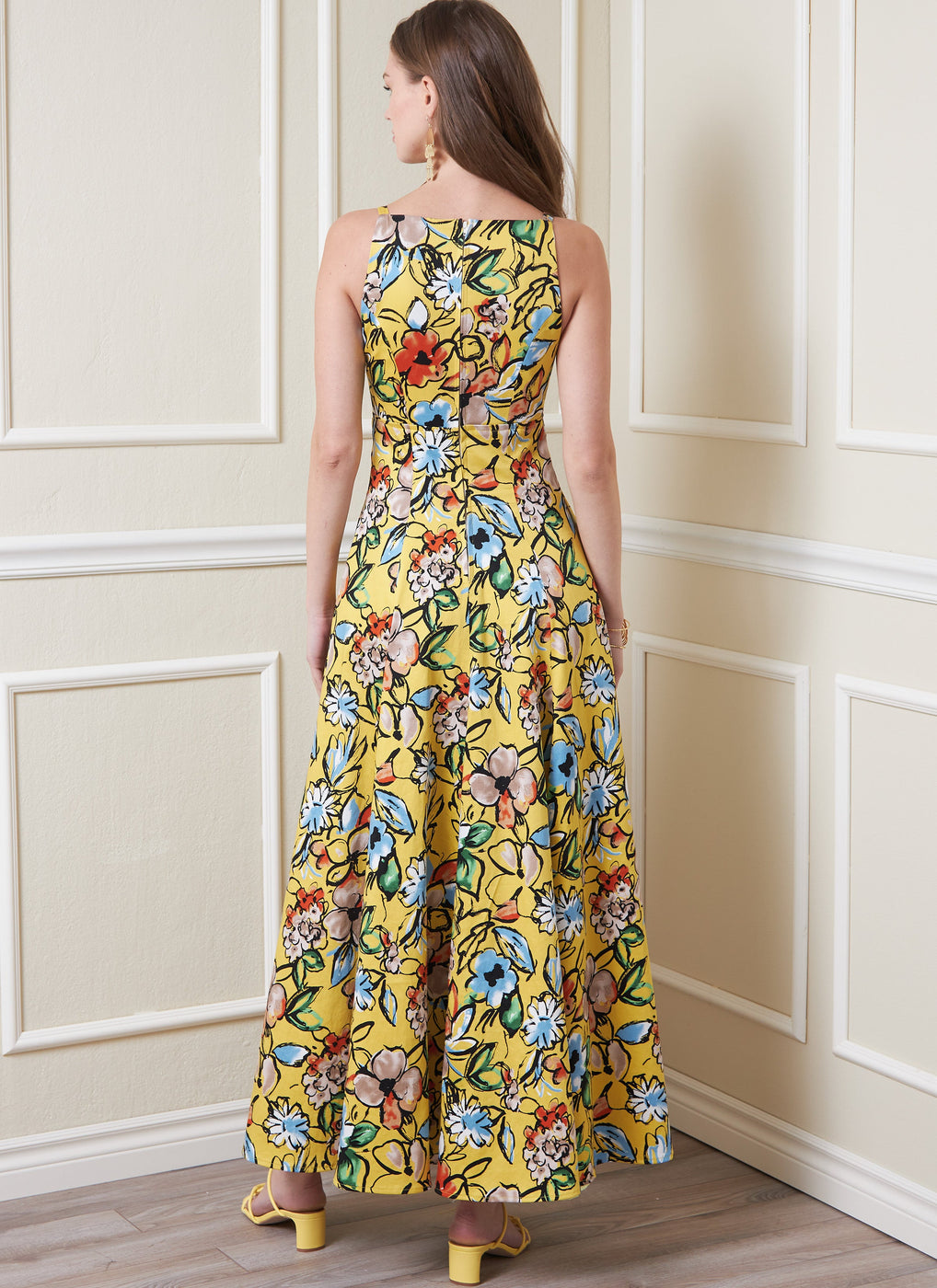 Vogue V1882 Misses' Dress — jaycotts.co.uk - Sewing Supplies