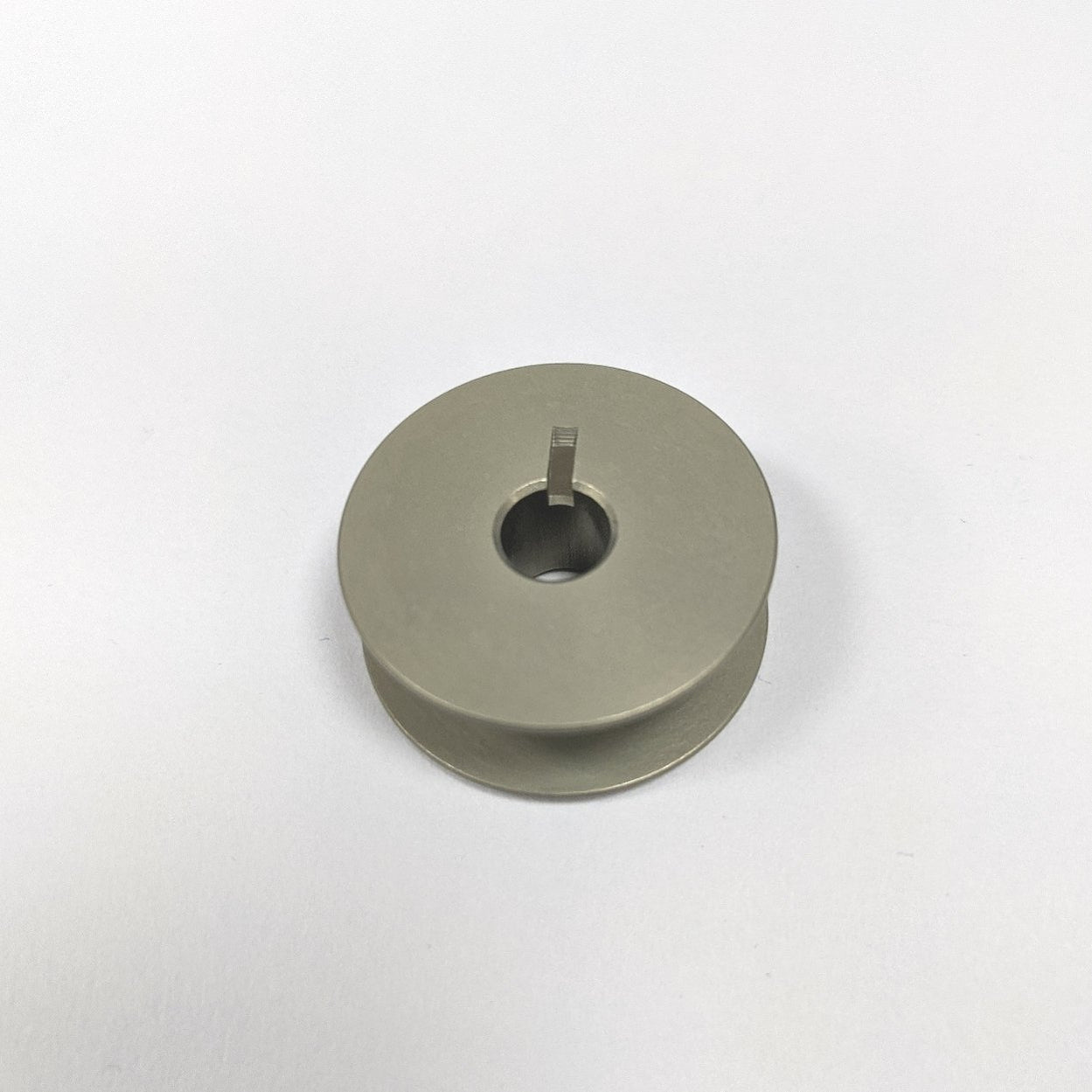 Sewing Machine Bobbins | Bobbin Cases | Bobbin Boxes — jaycotts.co.uk ...