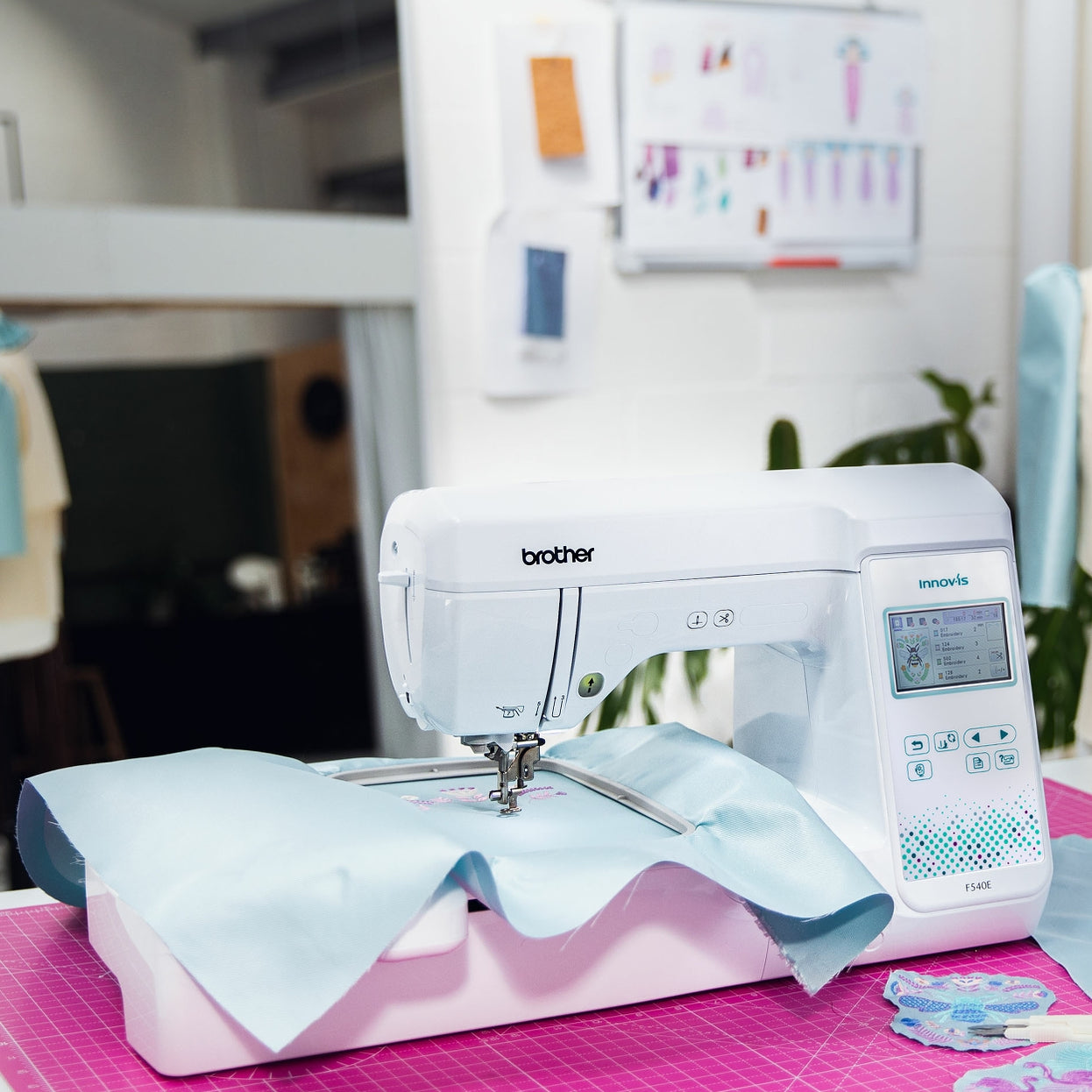 Brother Innov-is F540e embroidery machine — jaycotts.co.uk - Sewing ...
